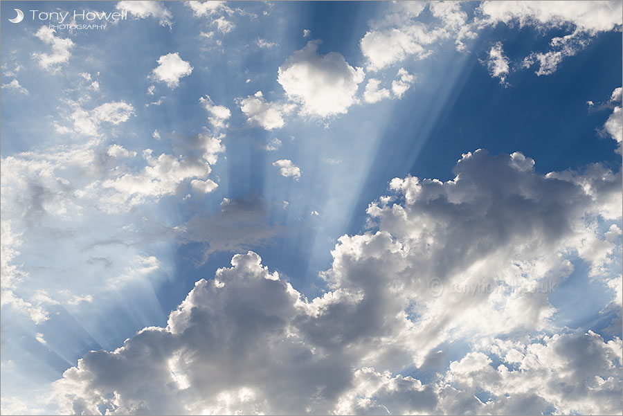 Sunburst Clouds AR266