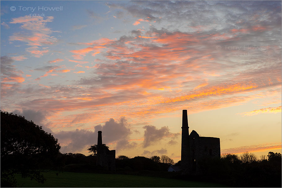 Wheal-Unity-Wood-Mine-Sunrise-Cornwall-AR1077